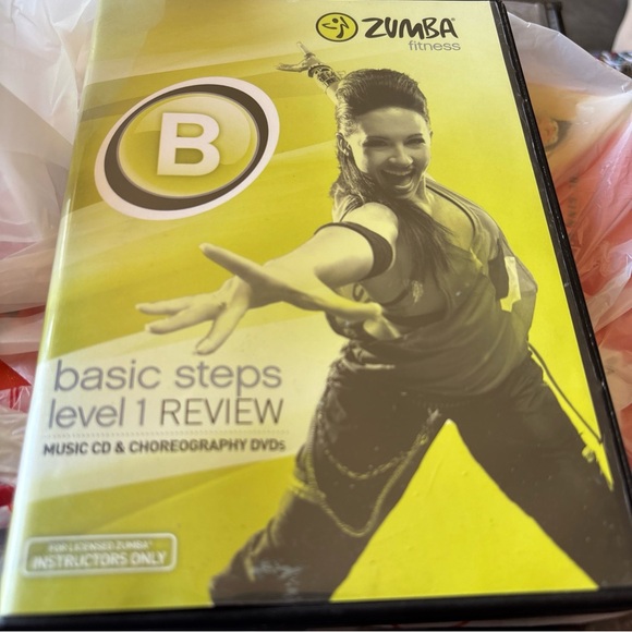 Zumba Fitness | Media | Zumba Fitness Basic Steps Level Review Set ...